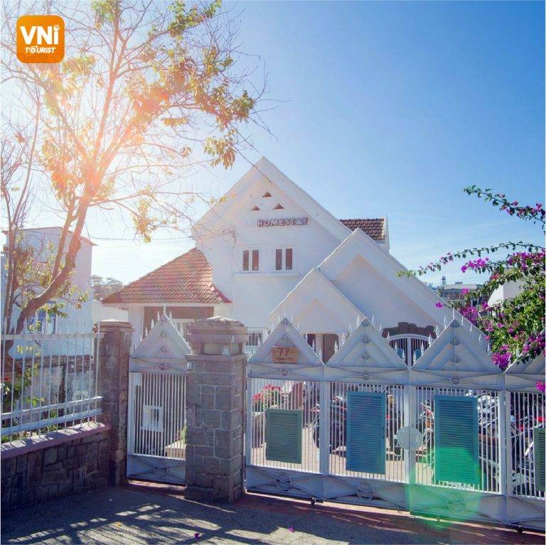 LA NHA HOMESTAY DA LAT - A MODERN BEAUTY