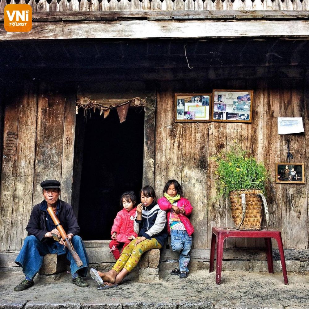 LO LO CHAI – THE VILLAGE ON THE TOP OF VIETNAM