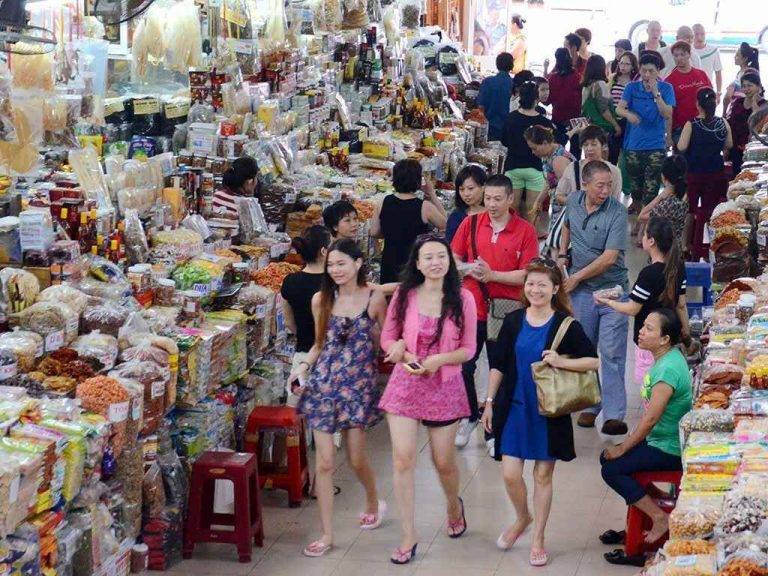 Han Market - The biggest shopping paradise in Da Nang