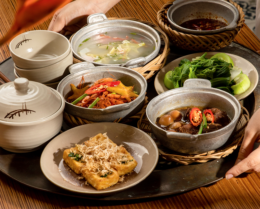 Cau Go Vietnamese Cuisine: A Culinary Journey Through Tradition and Innovation